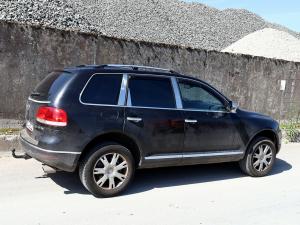 Melns Volkswagen Touareg 2005 Tallina, ar dzinēja tilpumu 3.00 L un nobraukumu 316 tūkst. km par 1199 €, foto 11 vietnē AUTOMOTO.COM.LV
