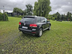 Melns Volkswagen Touareg 2005 Kauņa, ar dzinēja tilpumu 2.46 L un nobraukumu 247 tūkst. km par 2900 €, foto 5 vietnē AUTOMOTO.COM.LV