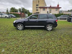 Melns Volkswagen Touareg 2005 Kauņa, ar dzinēja tilpumu 2.46 L un nobraukumu 247 tūkst. km par 2900 €, foto 7 vietnē AUTOMOTO.COM.LV