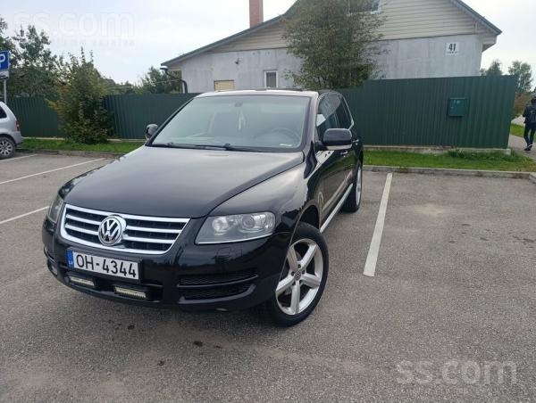 Melns Volkswagen Touareg 2005 Daugavpils, ar dzinēja tilpumu 3.00 L un nobraukumu 343 tūkst. km par 3400 €, foto 4 vietnē AUTOMOTO.COM.LV
