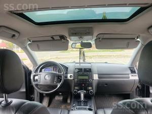 Melns Volkswagen Touareg 2005 Daugavpils, ar dzinēja tilpumu 3.00 L un nobraukumu 343 tūkst. km par 3400 €, foto 9 vietnē AUTOMOTO.COM.LV