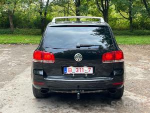 Melns Volkswagen Touareg 2005 Rīga, ar dzinēja tilpumu 2.50 L un nobraukumu 0 tūkst. km par 3799 €, foto 5 vietnē AUTOMOTO.COM.LV