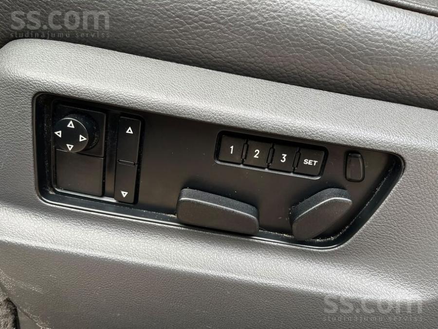 Melns Volkswagen Touareg 2005 Rīga, ar dzinēja tilpumu 2.50 L un nobraukumu 0 tūkst. km par 3799 €, foto 11 vietnē AUTOMOTO.COM.LV