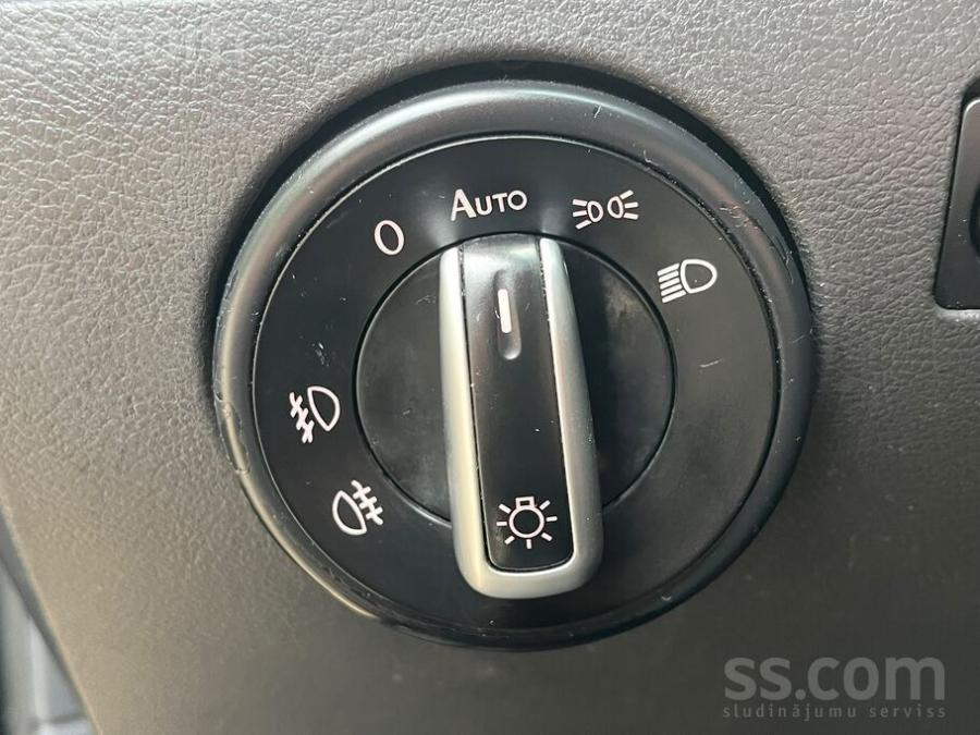 Melns Volkswagen Touareg 2005 Rīga, ar dzinēja tilpumu 2.50 L un nobraukumu 0 tūkst. km par 3799 €, foto 17 vietnē AUTOMOTO.COM.LV
