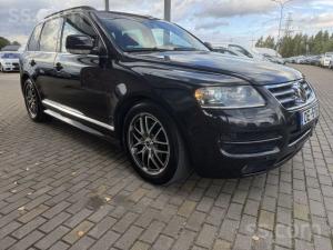 Melns Volkswagen Touareg 2005 Talsi, ar dzinēja tilpumu 3.00 L un nobraukumu 0 tūkst. km par 4000 €, foto 4 vietnē AUTOMOTO.COM.LV