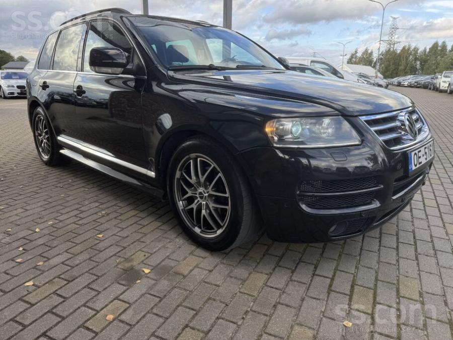 Melns Volkswagen Touareg 2005 Talsi, ar dzinēja tilpumu 3.00 L un nobraukumu 0 tūkst. km par 4000 €, foto 4 vietnē AUTOMOTO.COM.LV