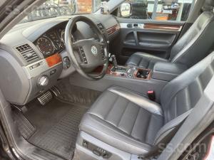 Melns Volkswagen Touareg 2005 Talsi, ar dzinēja tilpumu 3.00 L un nobraukumu 0 tūkst. km par 4000 €, foto 11 vietnē AUTOMOTO.COM.LV