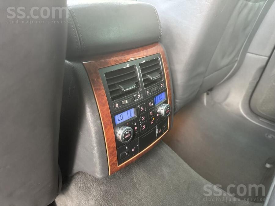 Melns Volkswagen Touareg 2005 Talsi, ar dzinēja tilpumu 3.00 L un nobraukumu 0 tūkst. km par 4000 €, foto 15 vietnē AUTOMOTO.COM.LV