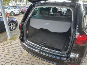 Melns Volkswagen Touareg 2005 Talsi, ar dzinēja tilpumu 3.00 L un nobraukumu 0 tūkst. km par 4000 €, foto 16 vietnē AUTOMOTO.COM.LV