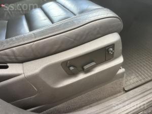 Melns Volkswagen Touareg 2005 Talsi, ar dzinēja tilpumu 3.00 L un nobraukumu 0 tūkst. km par 4000 €, foto 20 vietnē AUTOMOTO.COM.LV