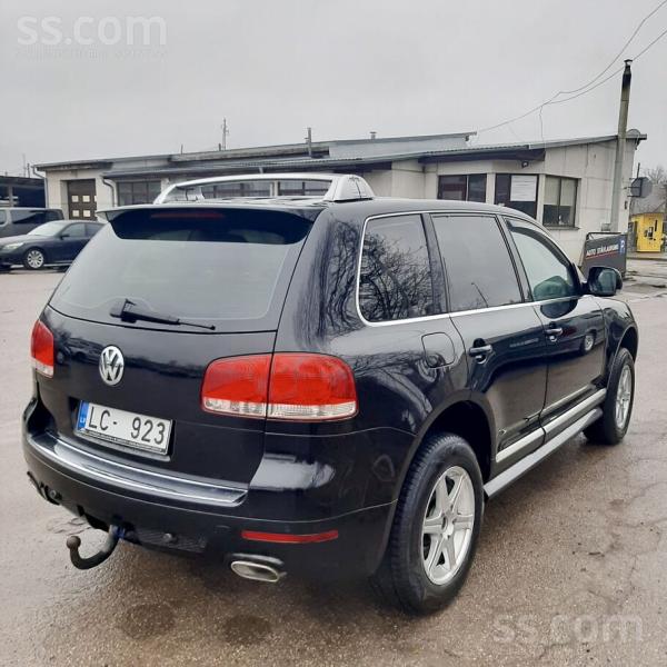 Melns Volkswagen Touareg 2006 Jelgava, ar dzinēja tilpumu 3.00 L un nobraukumu 250 tūkst. km par 9500 €, foto 3 vietnē AUTOMOTO.COM.LV