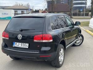 Melns Volkswagen Touareg 2006 Jelgava, ar dzinēja tilpumu 3.00 L un nobraukumu 372 tūkst. km par 3100 €, foto 3 vietnē AUTOMOTO.COM.LV