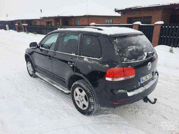 Melns Volkswagen Touareg 2006 Klaipėda, ar dzinēja tilpumu 3.00 L un nobraukumu 261 tūkst. km par 4590 €, foto 6 vietnē AUTOMOTO.COM.LV