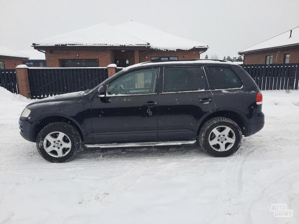Melns Volkswagen Touareg 2006 Klaipėda, ar dzinēja tilpumu 3.00 L un nobraukumu 261 tūkst. km par 4590 €, foto 7 vietnē AUTOMOTO.COM.LV