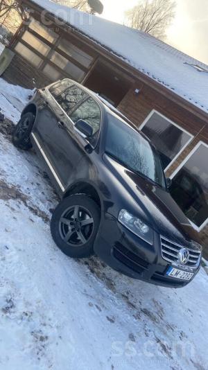 Black Volkswagen Touareg 2006 in Limbazi, with an engine capacity of 3.00 L and mileage of 325 thousand km for 3600 €, photo  on AUTOMOTO.COM.LV