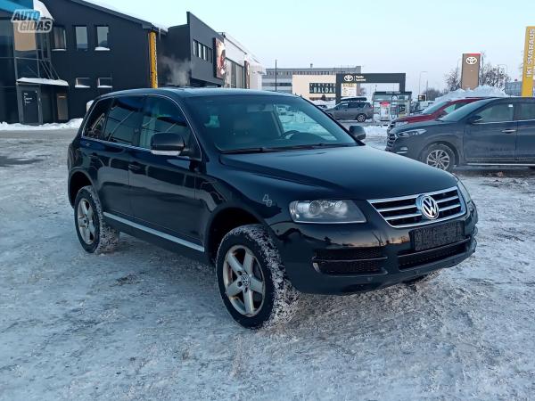 Melns Volkswagen Touareg 2006 Šauļi, ar dzinēja tilpumu 3.00 L un nobraukumu 300 tūkst. km par 3850 €, foto 1 vietnē AUTOMOTO.COM.LV
