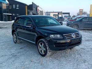 Melns Volkswagen Touareg 2006 Šauļi, ar dzinēja tilpumu 3.00 L un nobraukumu 300 tūkst. km par 3850 €, foto  vietnē AUTOMOTO.COM.LV