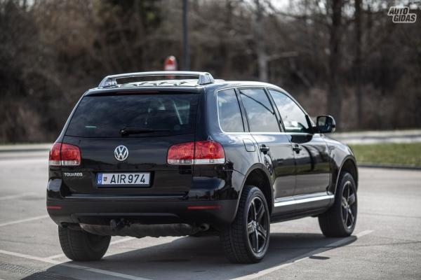 Melns Volkswagen Touareg 2006 Šauļi, ar dzinēja tilpumu 3.00 L un nobraukumu 346 tūkst. km par 4200 €, foto 8 vietnē AUTOMOTO.COM.LV