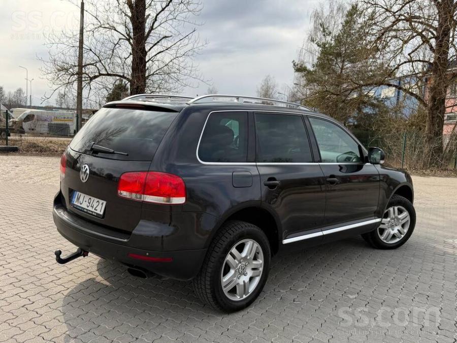 Melns Volkswagen Touareg 2006 Rīga, ar dzinēja tilpumu 3.00 L un nobraukumu 0 tūkst. km par 4890 €, foto 3 vietnē AUTOMOTO.COM.LV