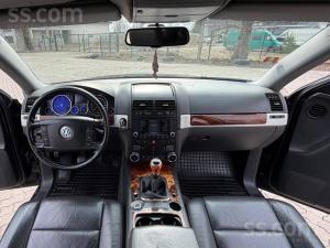 Melns Volkswagen Touareg 2006 Rīga, ar dzinēja tilpumu 3.00 L un nobraukumu 0 tūkst. km par 4890 €, foto 15 vietnē AUTOMOTO.COM.LV