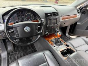 Melns Volkswagen Touareg 2006 Rīga, ar dzinēja tilpumu 3.00 L un nobraukumu 0 tūkst. km par 4890 €, foto 16 vietnē AUTOMOTO.COM.LV