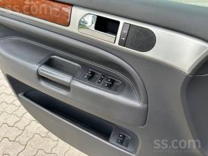 Melns Volkswagen Touareg 2006 Rīga, ar dzinēja tilpumu 3.00 L un nobraukumu 0 tūkst. km par 4890 €, foto 26 vietnē AUTOMOTO.COM.LV