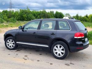 Melns Volkswagen Touareg 2006 Viļņa, ar dzinēja tilpumu 3.00 L un nobraukumu 290 tūkst. km par 2790 €, foto 20 vietnē AUTOMOTO.COM.LV