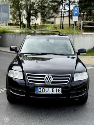 Melns Volkswagen Touareg 2006 Viļņa, ar dzinēja tilpumu 2.50 L un nobraukumu 290 tūkst. km par 1650 €, foto 4 vietnē AUTOMOTO.COM.LV