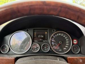Melns Volkswagen Touareg 2006 Viļņa, ar dzinēja tilpumu 2.50 L un nobraukumu 316 tūkst. km par 1800 €, foto 14 vietnē AUTOMOTO.COM.LV