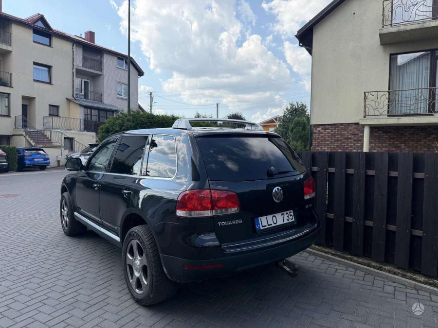 Melns Volkswagen Touareg 2006 Kauņa, ar dzinēja tilpumu 2.97 L un nobraukumu 340 tūkst. km par 3400 €, foto 7 vietnē AUTOMOTO.COM.LV