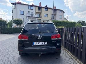 Melns Volkswagen Touareg 2006 Kauņa, ar dzinēja tilpumu 2.97 L un nobraukumu 340 tūkst. km par 3400 €, foto 8 vietnē AUTOMOTO.COM.LV