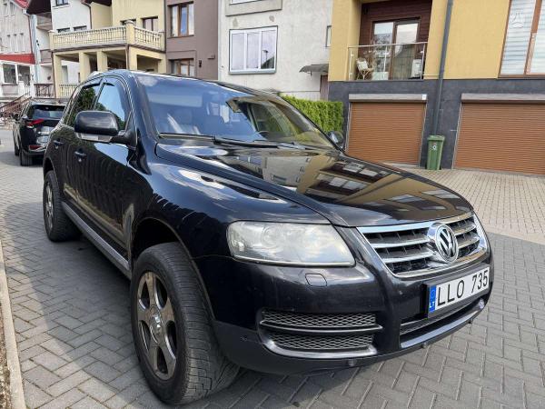 Melns Volkswagen Touareg 2006 Kauņa, ar dzinēja tilpumu 2.97 L un nobraukumu 340 tūkst. km par 3400 €, foto 9 vietnē AUTOMOTO.COM.LV