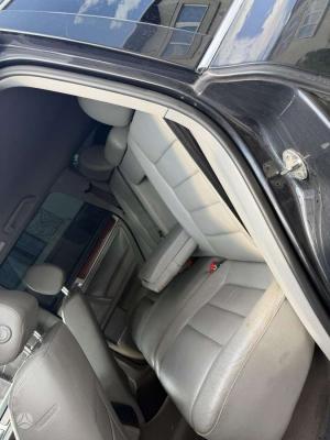 Melns Volkswagen Touareg 2006 Kauņa, ar dzinēja tilpumu 2.97 L un nobraukumu 340 tūkst. km par 3400 €, foto 14 vietnē AUTOMOTO.COM.LV