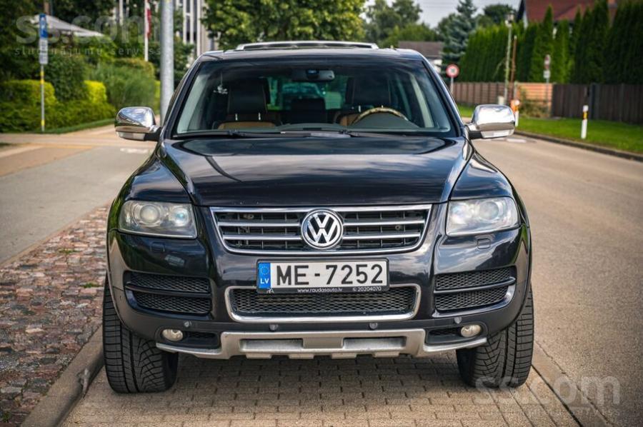 Melns Volkswagen Touareg 2006 Rīga, ar dzinēja tilpumu 3.00 L un nobraukumu 0 tūkst. km par 3990 €, foto 3 vietnē AUTOMOTO.COM.LV