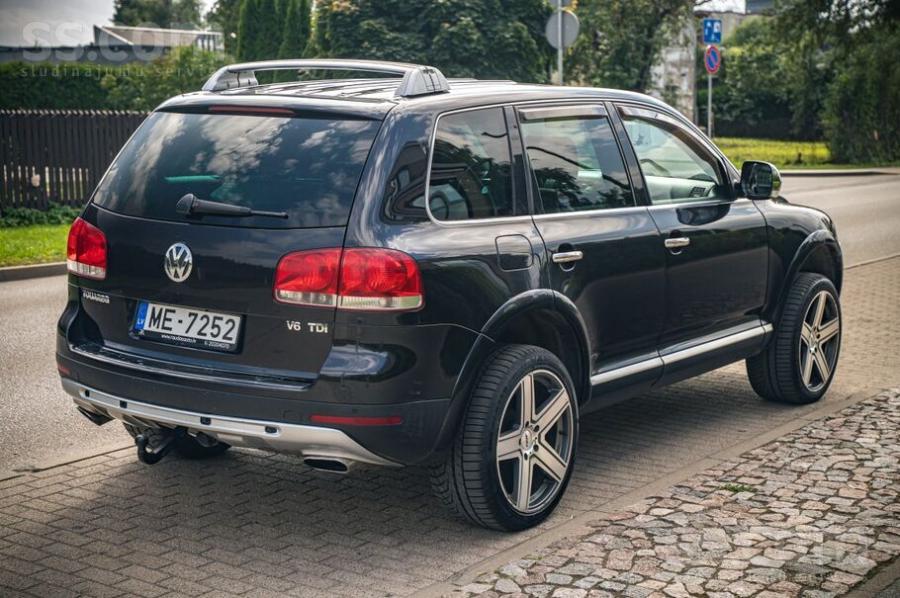 Melns Volkswagen Touareg 2006 Rīga, ar dzinēja tilpumu 3.00 L un nobraukumu 0 tūkst. km par 3990 €, foto 5 vietnē AUTOMOTO.COM.LV