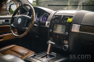 Melns Volkswagen Touareg 2006 Rīga, ar dzinēja tilpumu 3.00 L un nobraukumu 0 tūkst. km par 3990 €, foto 8 vietnē AUTOMOTO.COM.LV