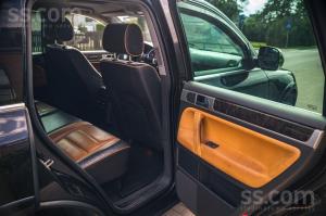 Melns Volkswagen Touareg 2006 Rīga, ar dzinēja tilpumu 3.00 L un nobraukumu 0 tūkst. km par 3990 €, foto 10 vietnē AUTOMOTO.COM.LV