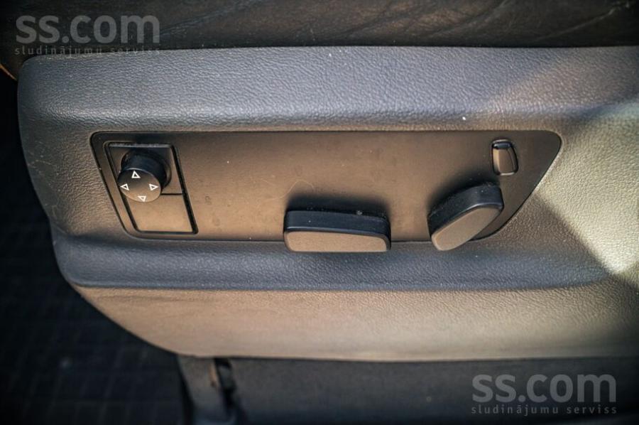 Melns Volkswagen Touareg 2006 Rīga, ar dzinēja tilpumu 3.00 L un nobraukumu 0 tūkst. km par 3990 €, foto 15 vietnē AUTOMOTO.COM.LV