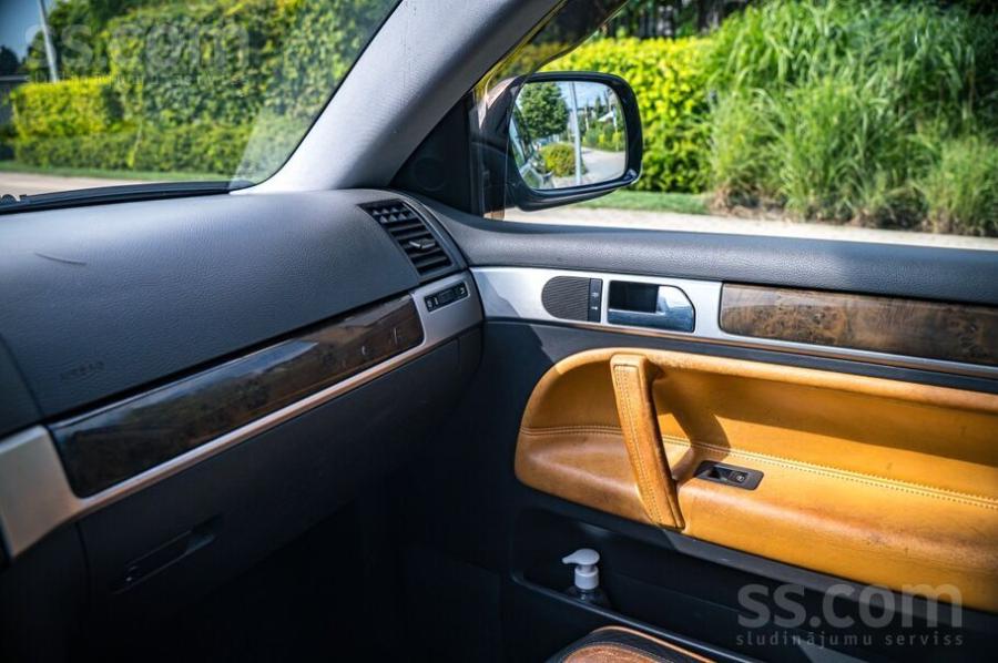 Melns Volkswagen Touareg 2006 Rīga, ar dzinēja tilpumu 3.00 L un nobraukumu 0 tūkst. km par 3990 €, foto 16 vietnē AUTOMOTO.COM.LV