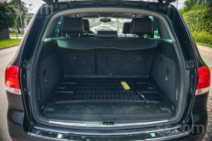 Melns Volkswagen Touareg 2006 Rīga, ar dzinēja tilpumu 3.00 L un nobraukumu 0 tūkst. km par 3990 €, foto 23 vietnē AUTOMOTO.COM.LV