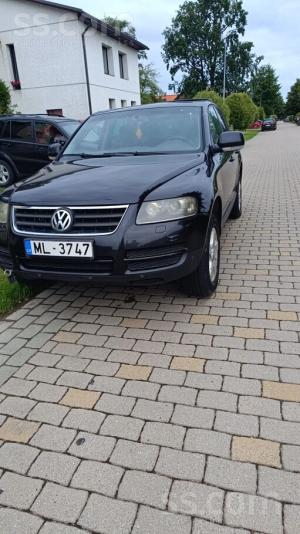 Melns Volkswagen Touareg 2006 Ventspils, ar dzinēja tilpumu 3.00 L un nobraukumu 415 tūkst. km par 1274 €, foto 3 vietnē AUTOMOTO.COM.LV