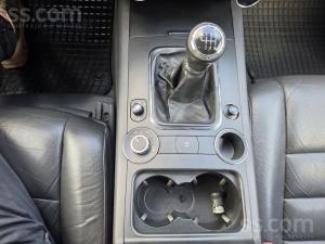 Black Volkswagen Touareg 2006 in Rezekne, with an engine capacity of 3.00 L and mileage of 0 thousand km for 3950 €, photo 17 on AUTOMOTO.COM.LV