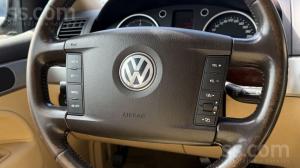 Black Volkswagen Touareg 2006 in Riga, with an engine capacity of 3.00 L and mileage of 322 thousand km for 2000 €, photo 13 on AUTOMOTO.COM.LV
