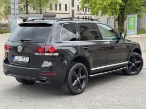 Melns Volkswagen Touareg 2007 Rīga, ar dzinēja tilpumu 3.00 L un nobraukumu 339 tūkst. km par 5650 €, foto 6 vietnē AUTOMOTO.COM.LV