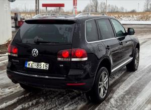 Melns Volkswagen Touareg 2007 Jēkabpils, ar dzinēja tilpumu 3.00 L un nobraukumu 310 tūkst. km par 3890 €, foto 6 vietnē AUTOMOTO.COM.LV