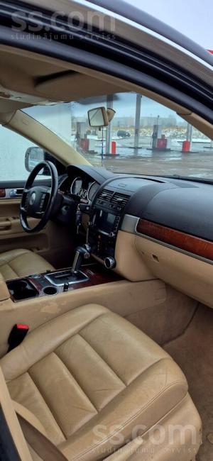 Melns Volkswagen Touareg 2007 Jēkabpils, ar dzinēja tilpumu 3.00 L un nobraukumu 310 tūkst. km par 3890 €, foto 8 vietnē AUTOMOTO.COM.LV