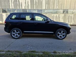 Melns Volkswagen Touareg 2007 Rīga, ar dzinēja tilpumu 3.00 L un nobraukumu 430 tūkst. km par 3850 €, foto 9 vietnē AUTOMOTO.COM.LV