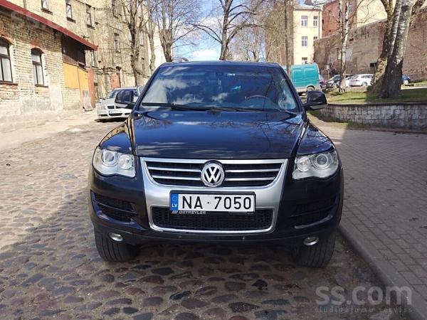 Black Volkswagen Touareg 2007 in Riga, with an engine capacity of 3.00 L and mileage of 0 thousand km for 4100 €, photo 2 on AUTOMOTO.COM.LV