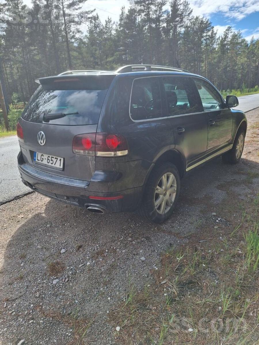 Melns Volkswagen Touareg 2007 Talsi, ar dzinēja tilpumu 3.00 L un nobraukumu 308 tūkst. km par 4800 €, foto 5 vietnē AUTOMOTO.COM.LV