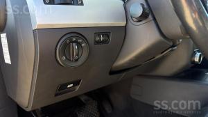 Melns Volkswagen Touareg 2007 Liepāja, ar dzinēja tilpumu 2.50 L un nobraukumu 369 tūkst. km par 3390 €, foto 11 vietnē AUTOMOTO.COM.LV